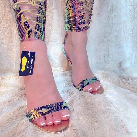 Fashion Nova | Shoes | Fashion Nova Iridescent Snake Skin Pattern ...